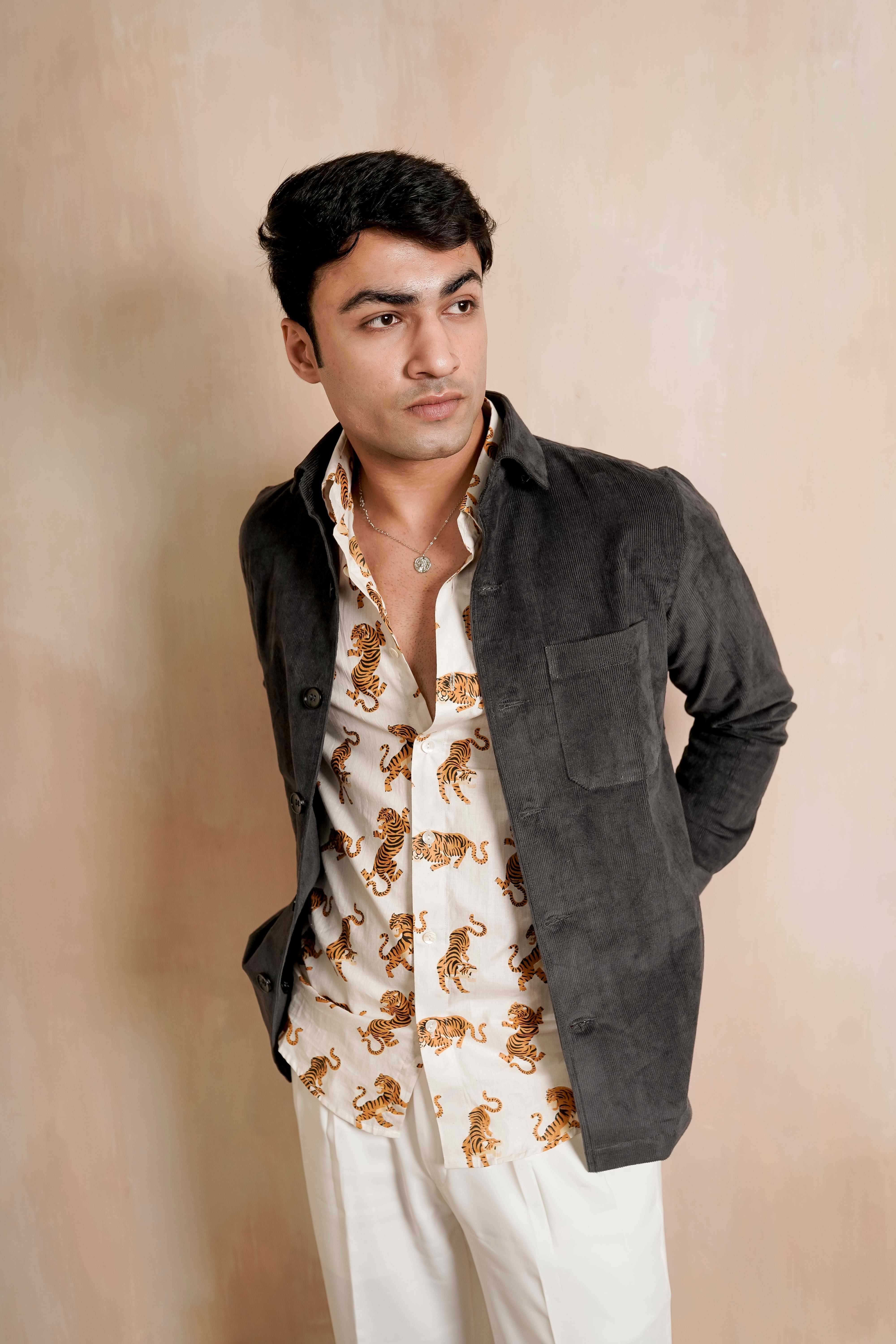 Charcoal Grey Corduroy Jacket – Label Saymo